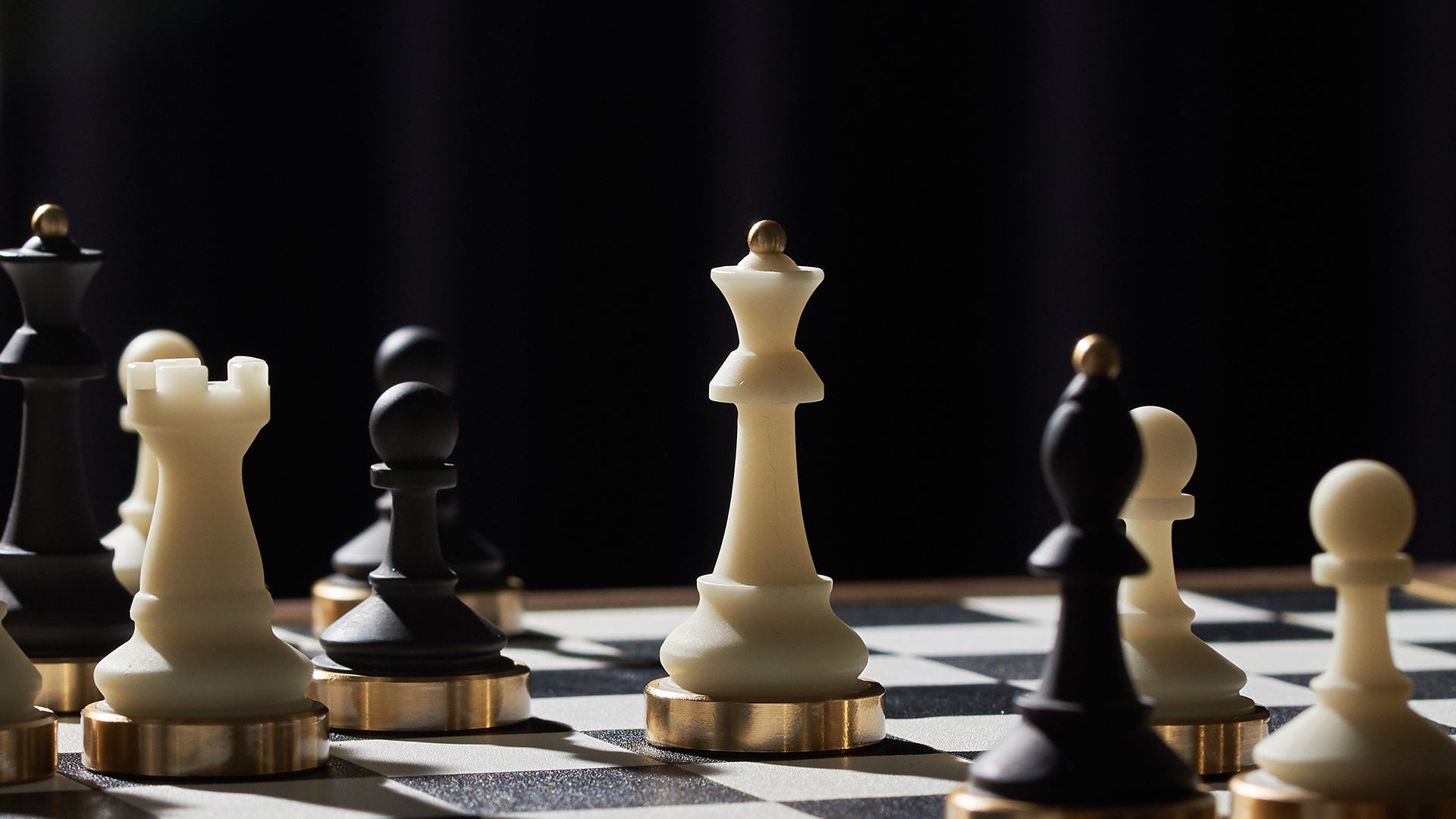 The Best Luxury Chess Set to Elevate Your Home Decor | The Craft House